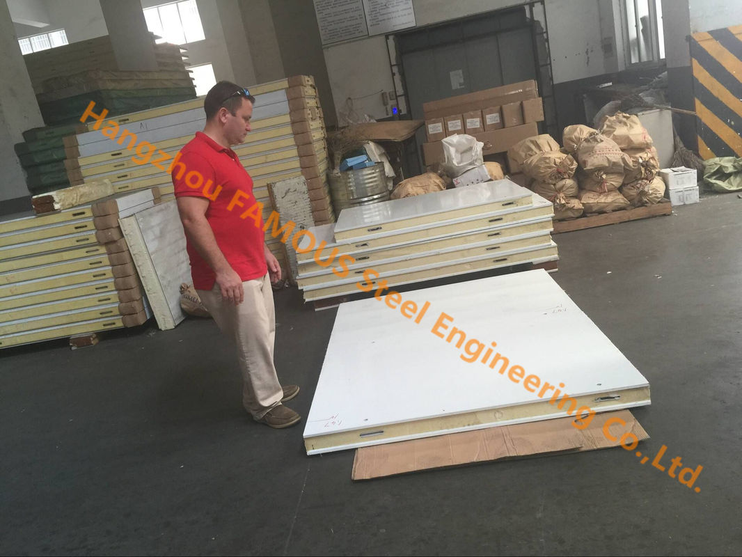 Cold Storage Room Panels Hinge Door Camlock PU Panels 200mm For Frozen Food