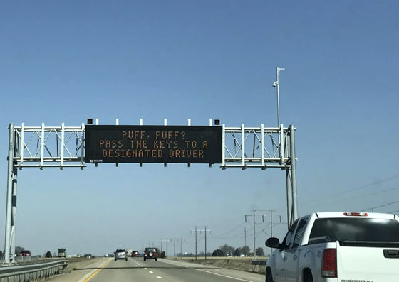 Galvanized Steel Road Sign Posts Overhead Sign Structures