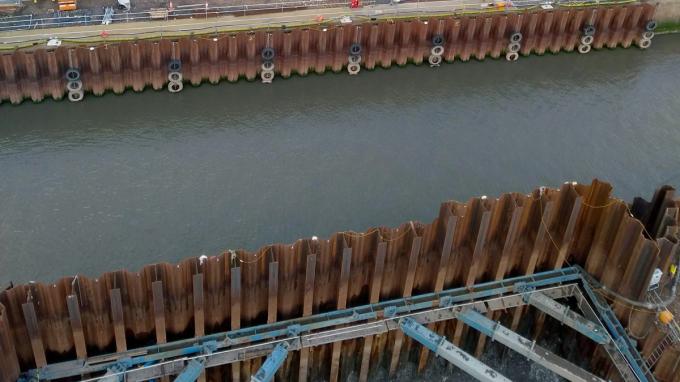 HZ Combined Wall Systems For Deep Port Constructions